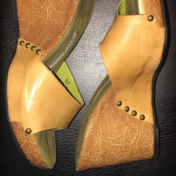 Lisa Nading | Shoes | Lisa Nading Wedge Mules | Poshmark